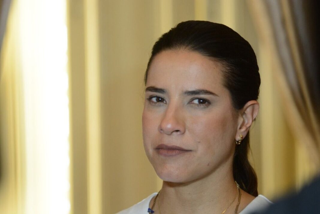 Governadora Raquel Lyra era sócia de empresa que atua irregularmente ...